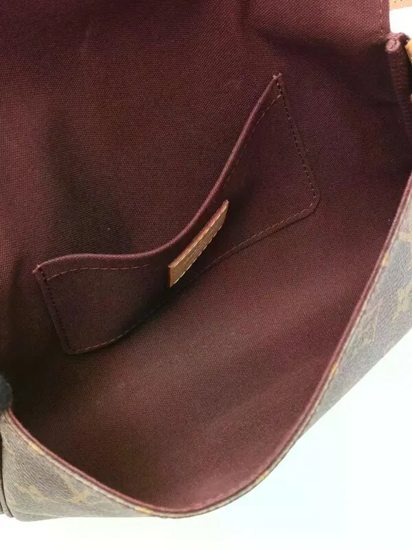 LOUIS VUITTON Monogram Favorite Mm Satchel