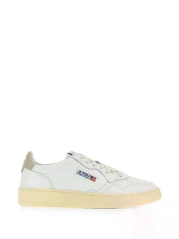 AUTRY Medalist Perforated Sneakers