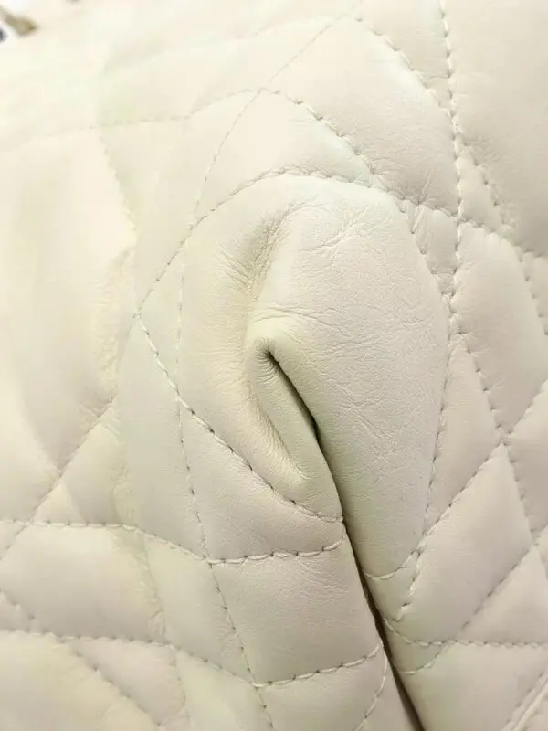Dior 2000s Medium Macro Cannage Handbag - White