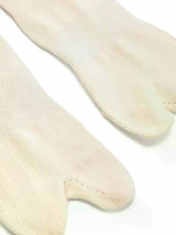 TABI FOOTWEAR Split-toe Socks