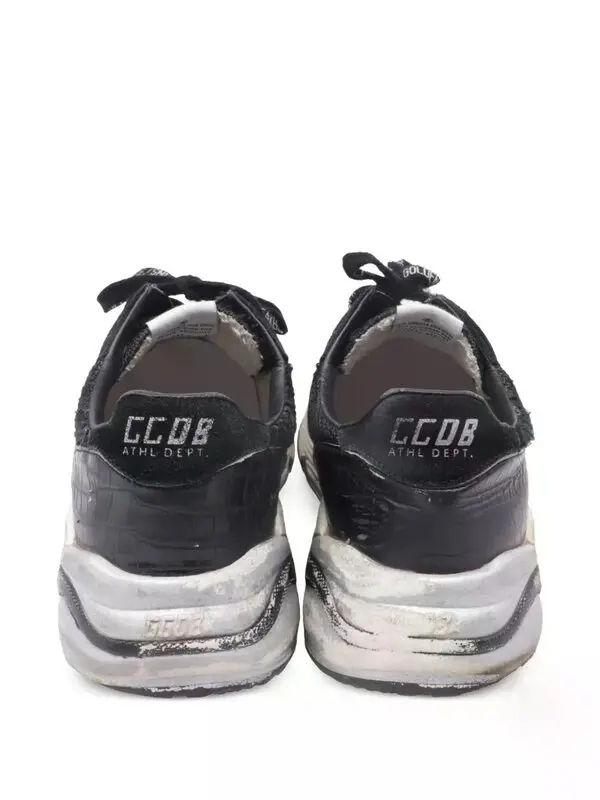 GOLDEN GOOSE Leather Star Appliqué Sneakers