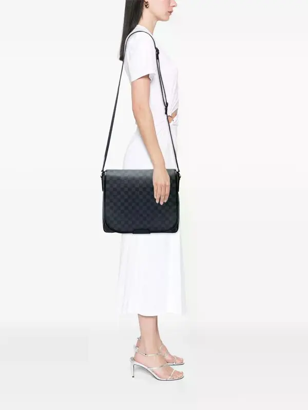 LOUIS VUITTON 2012 Damier Graphite Daniel Mm Crossbody Bag - Black