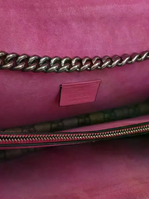 Gucci 2016-2026 Medium Gg Supreme Dionysus Shoulder Bag - Neutrals