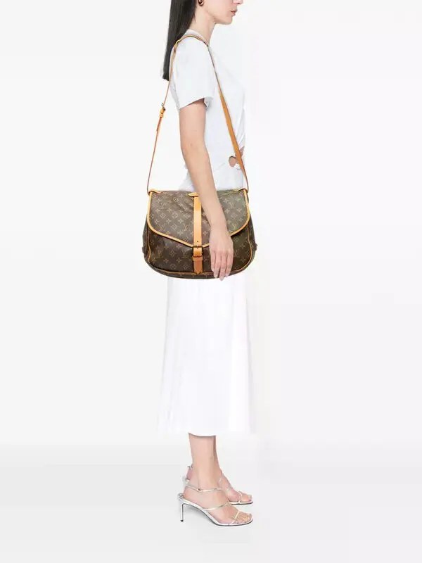 LOUIS VUITTON 1991 Monogram Saumur 35 Crossbody Bag
