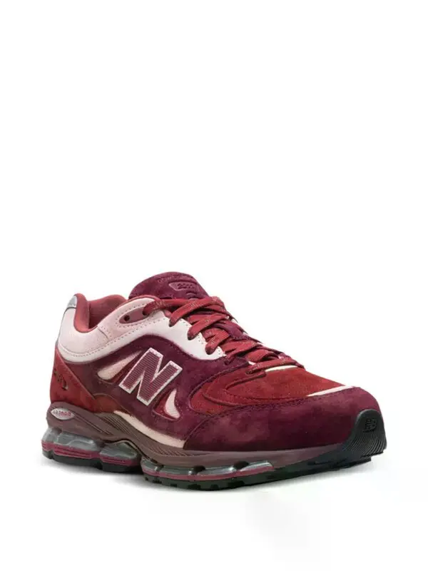 NEW BALANCE X Kith 2011 Panelled Sneakers