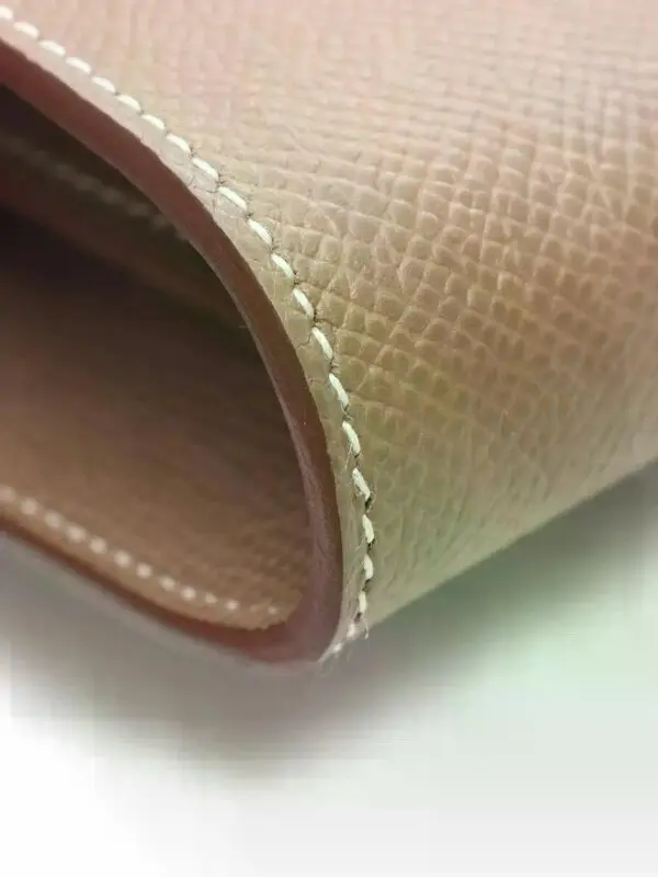 Hermès Kelly To Go Shoulder Bag - Brown