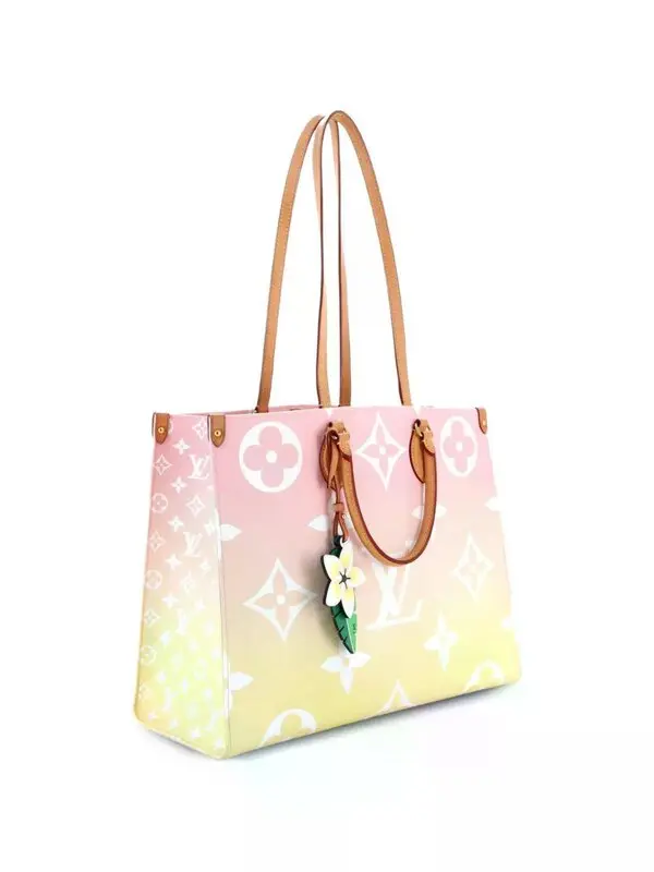 LOUIS VUITTON Monogram Giant Gm Tote Bag