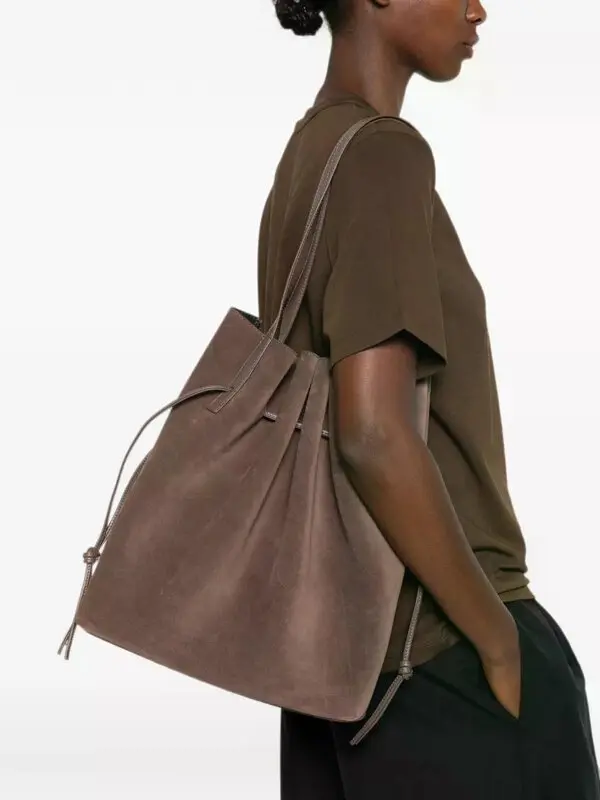 Yuzefi Scallop Drawstring-closure Tote Bag