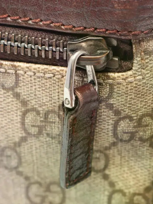 Gucci 2000s Gg Plus Shoulder Bag