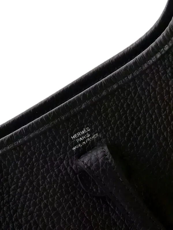 Hermès Evelyne Gen Iii Clemence Tpm Crossbody Bag - Black