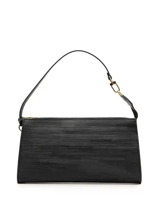 LOUIS VUITTON 2002 Epi Pochette Accessoires Shoulder Bag - Black