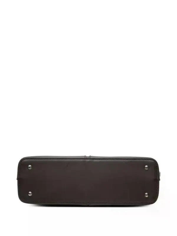 Burberry 2000-2017 Leather Shoulder Bag