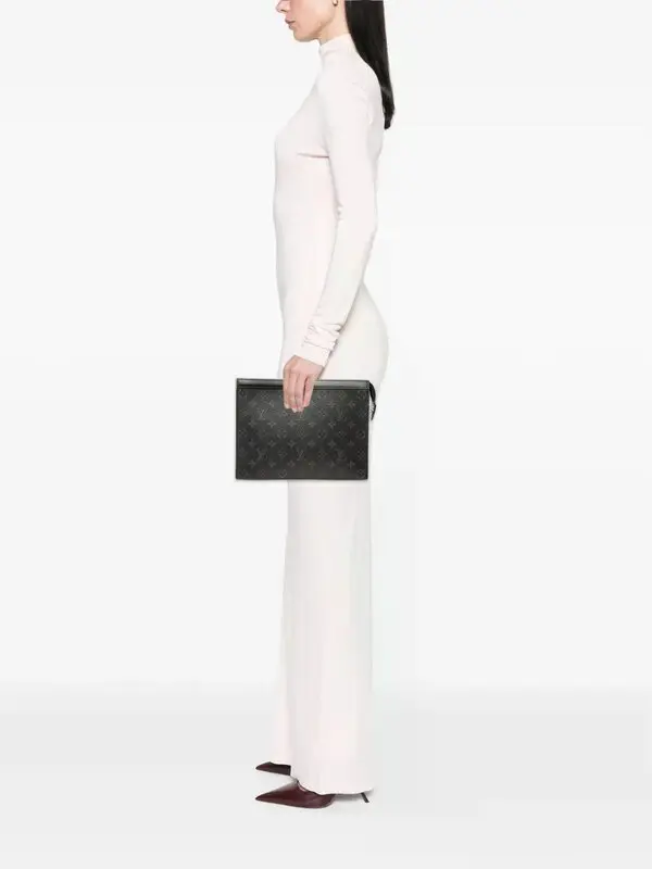 LOUIS VUITTON Monogram Eclipse Pochette Voyage Mm Clutch Bag