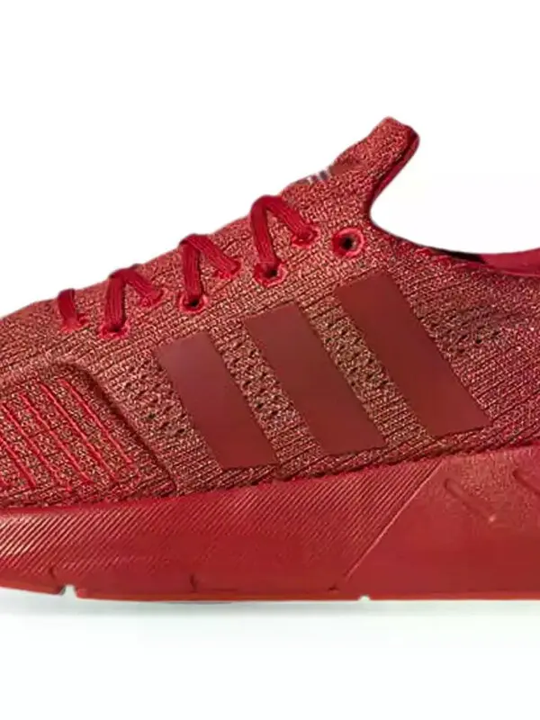 Adidas Swift Run 22 Sneakers