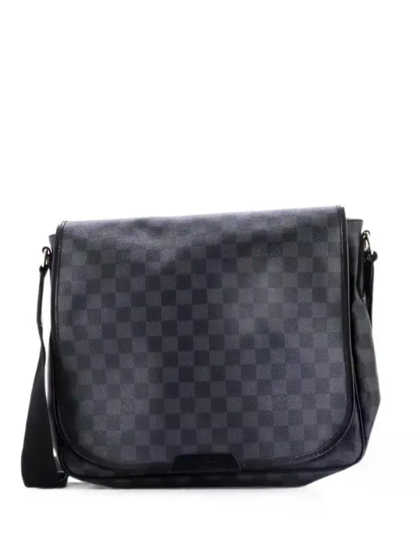LOUIS VUITTON Daniel Messenger Bag Damier Graphite Mm Crossbody Bag - Black