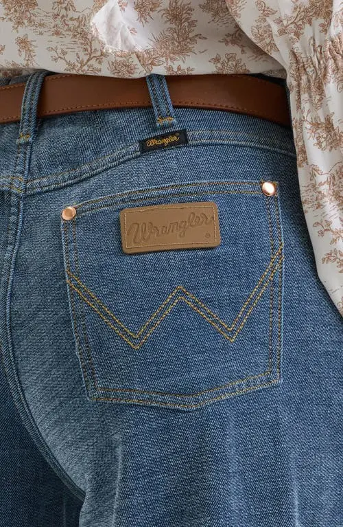 Wrangler Western High Waist Wide Leg Jeans