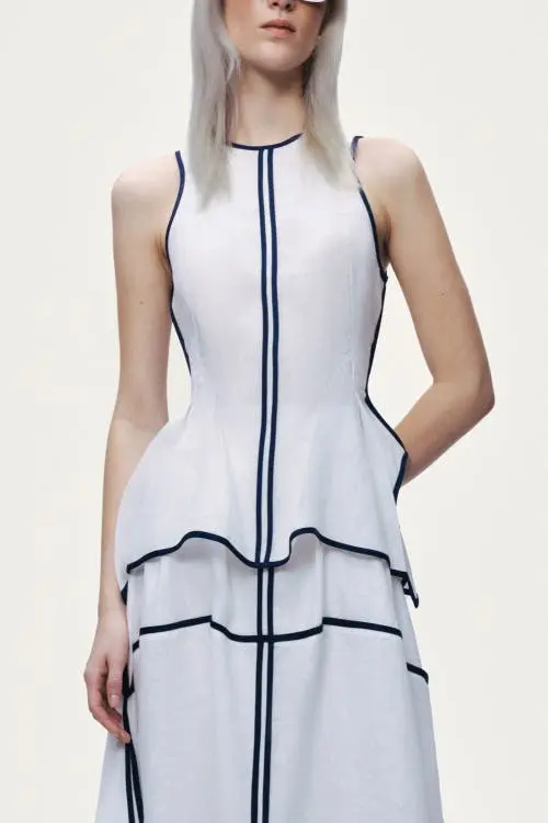NOCTURNE Contrast Trim Peplum Top