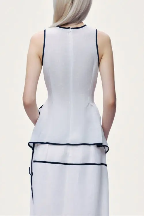 NOCTURNE Contrast Trim Peplum Top