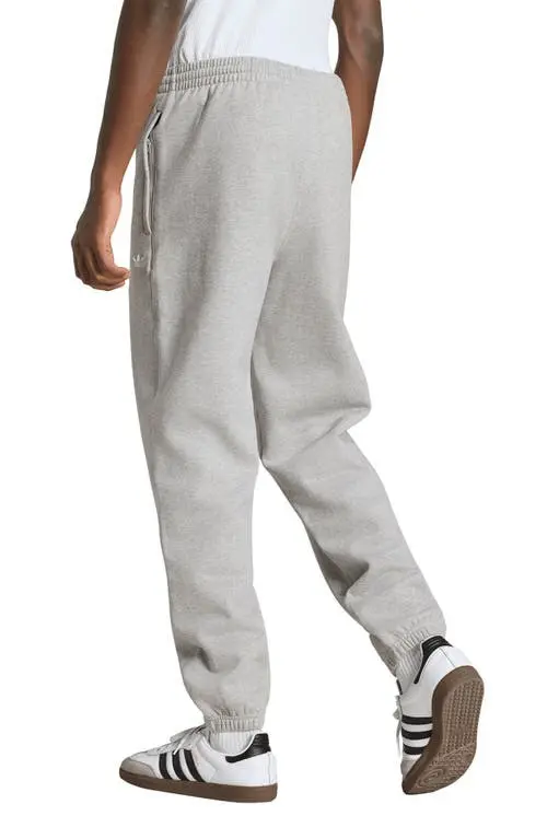 Adidas Trefoil Essentials Fleece Joggers