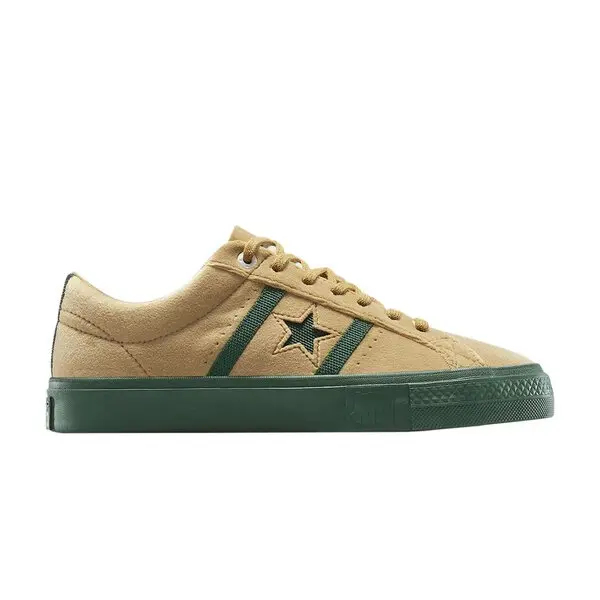 CONVERSE Undefeated X One Star Academy Pro