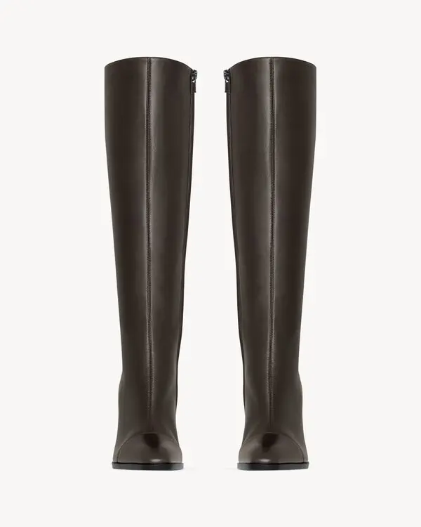Saint Laurent Venetia Boots In Smooth Leather