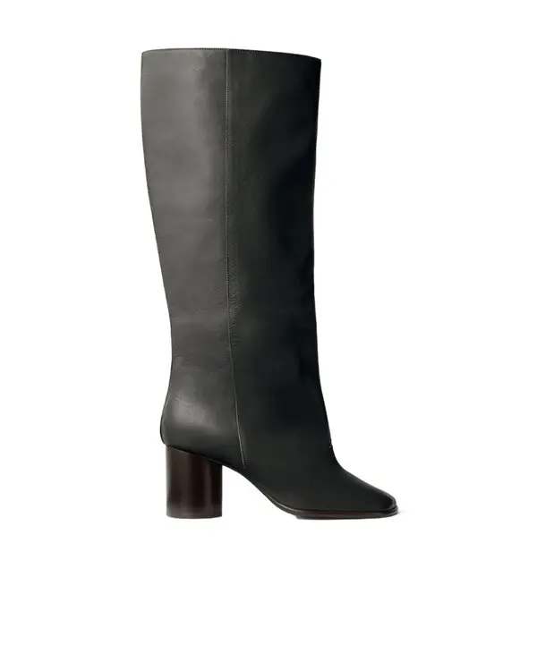 LEMAIRE Crease Sleeve Boots In Soft Glossy Leather - Black