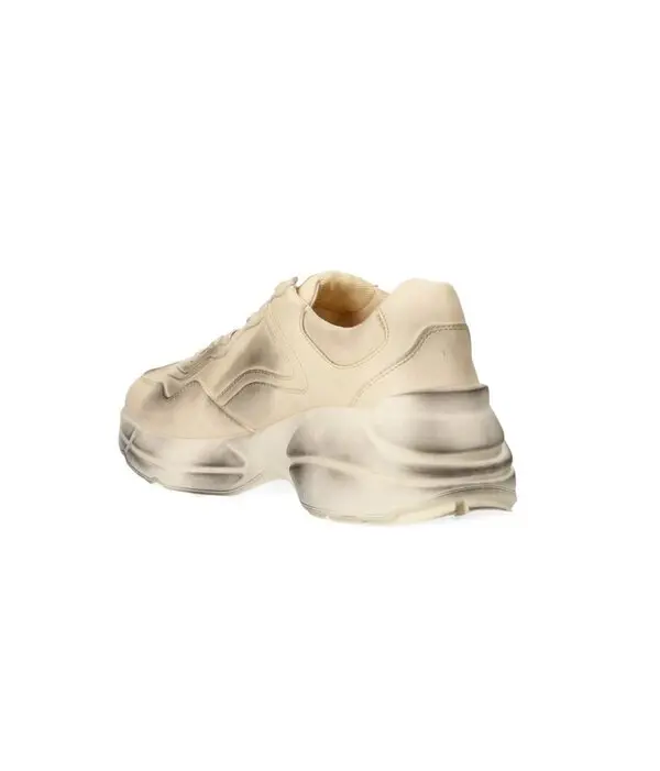 Gucci Rhyton Sneakers With Lip Print - Nude