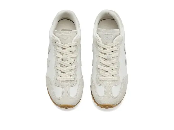 VEJA Gt Low-top Sneakers With Suede Panels - White