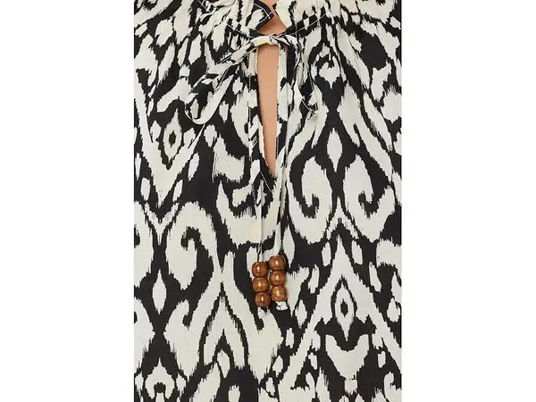 Vince Camuto Sleeveless Blouse With Tie Neck