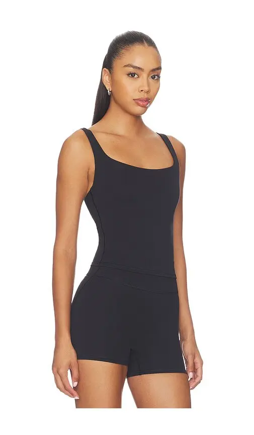 NIKESKIMS Matte Square Neck Tank In Black