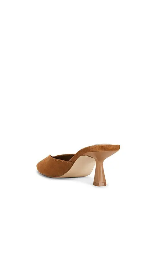 Steve Madden Mod Mule Pump In Brown