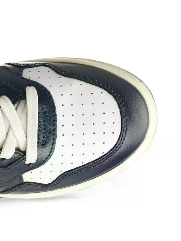 AUTRY Medalist Low Sneakers
