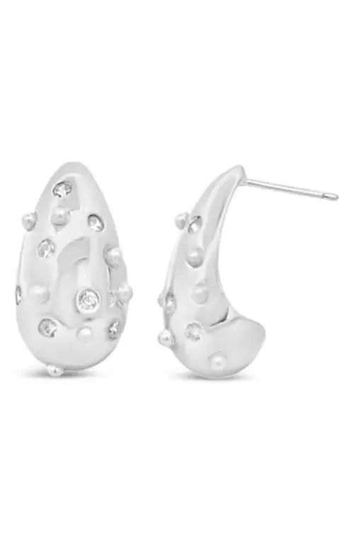 MACRAE & CO. Pearl & Crystal Teardrops - Silverdnu