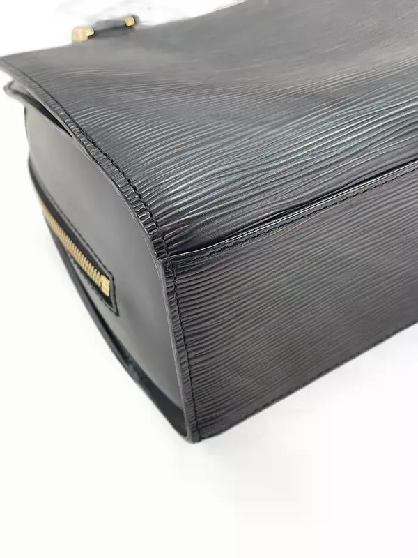 LOUIS VUITTON 2002 Pont Neuf Handbag