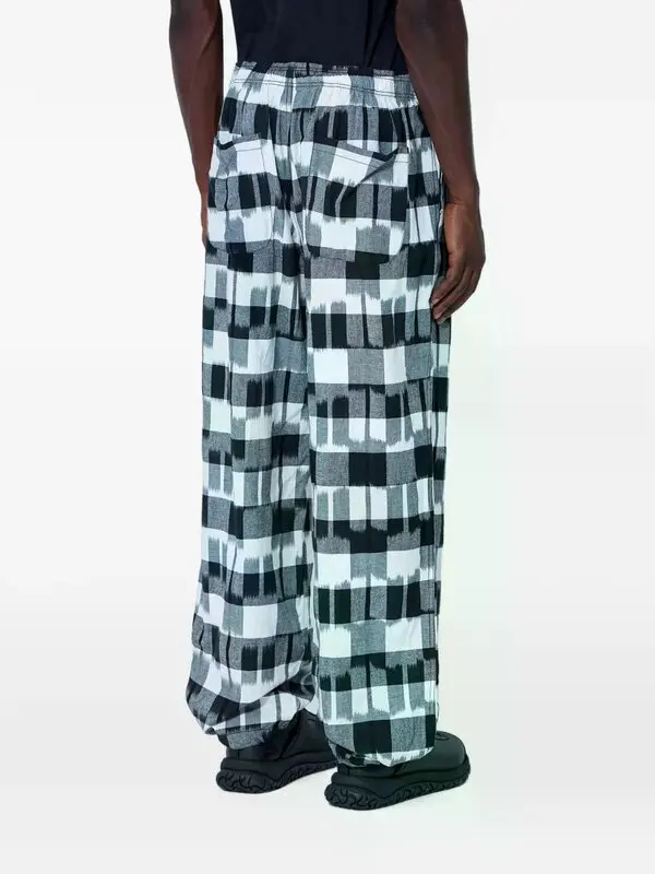 NOMARHYTHM Geometric-pattern Pocket Trousers