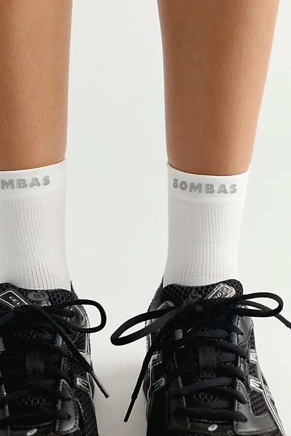 BOMBAS Solid Runpro Quarter-length Socks - White