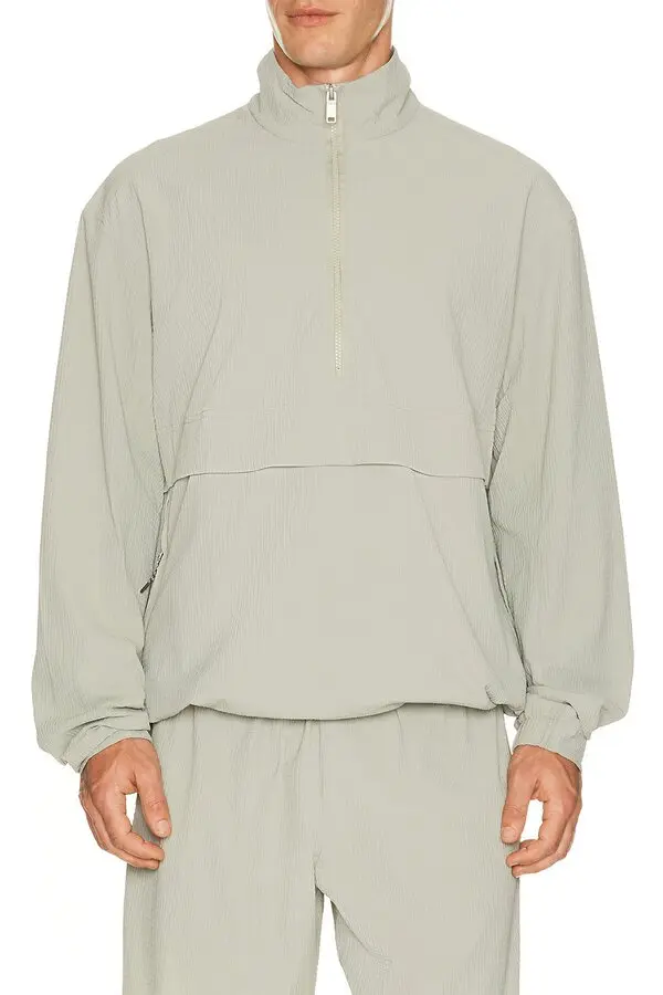On Courtside 1/2 Zip Eaze In Tan - Brume