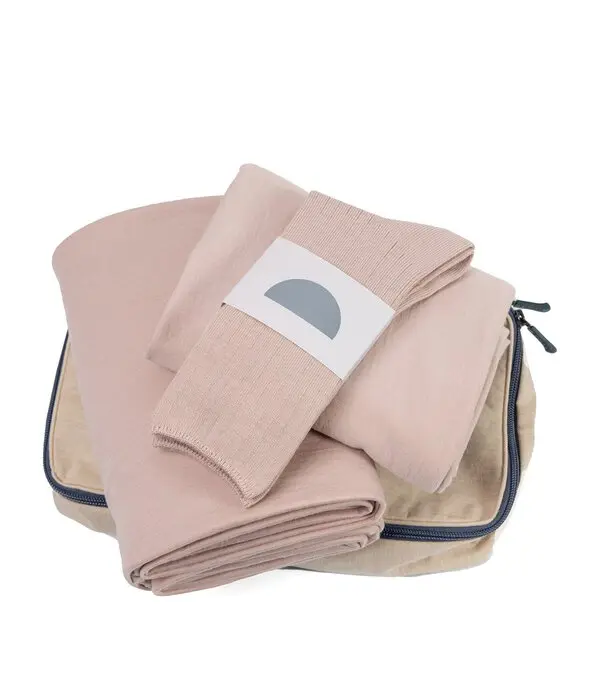 SHELEP Merino Jersey Pillow, Blanket And Socks Travel Set - Pink