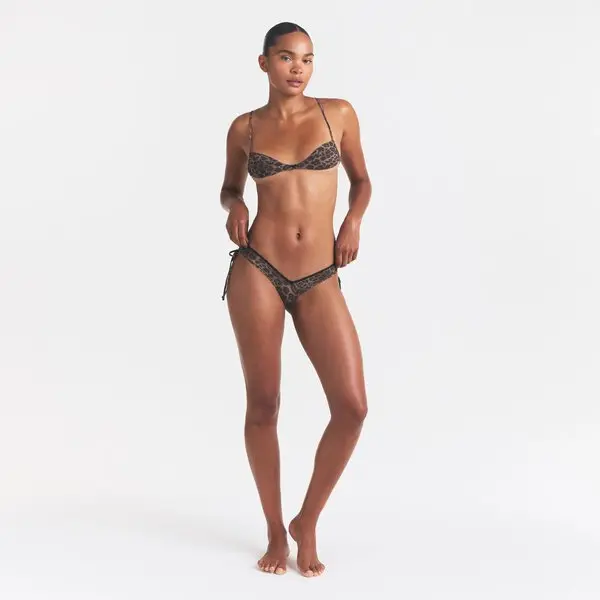 SKIMS Micro Tanga | Deep Neutral | | Fits Everybody Lace - Umber Leopard Print