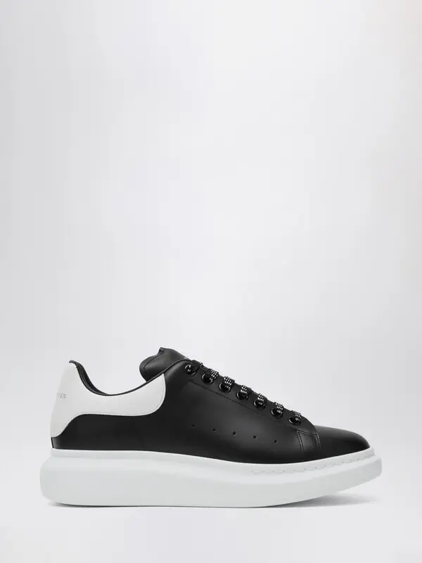 Alexander McQueen Oversized Sneakers - Black