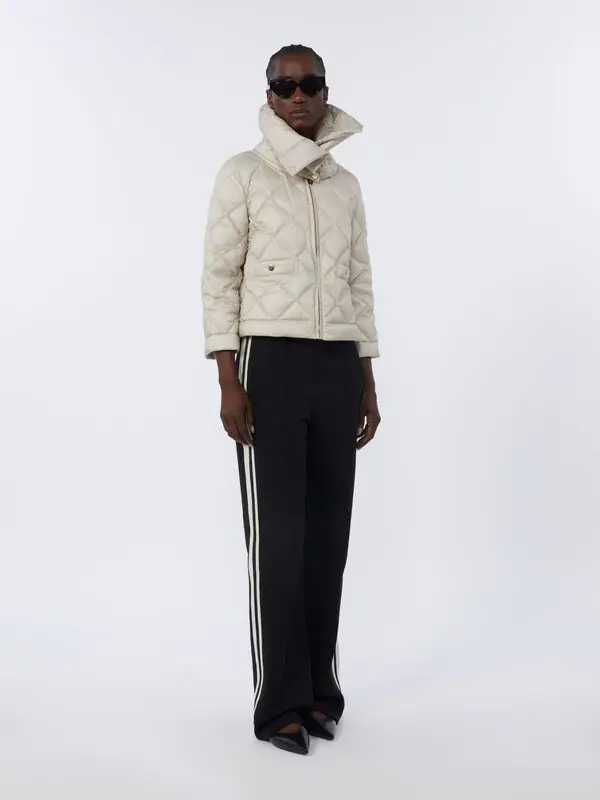 Max Mara Short Water-repellent Canvas Padded Jacket