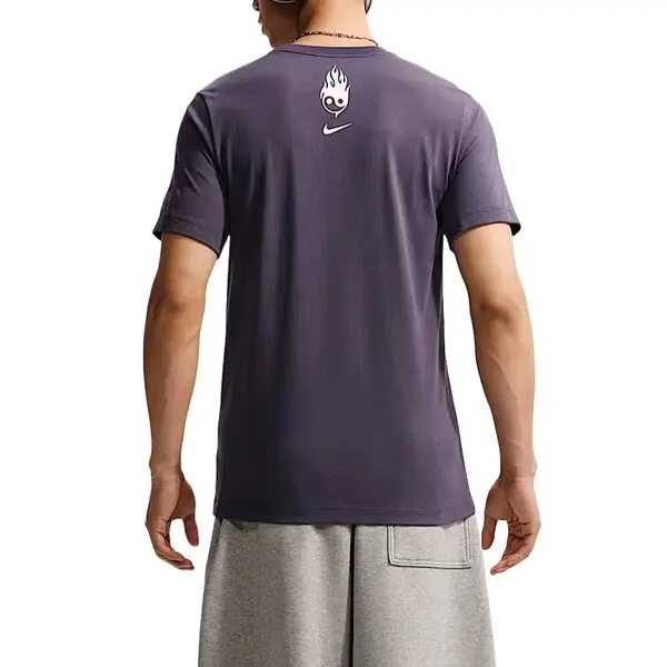 Nike T-shirt