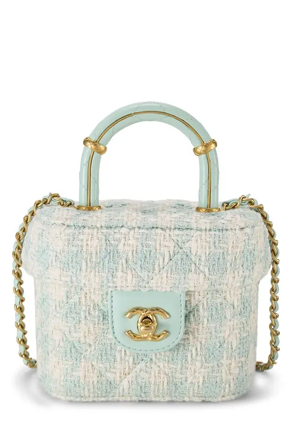 Chanel Quilted Tweed Crush Vanity Case - Green