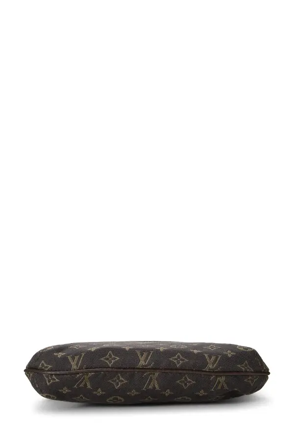 LOUIS VUITTON Monogram Lin Pochette