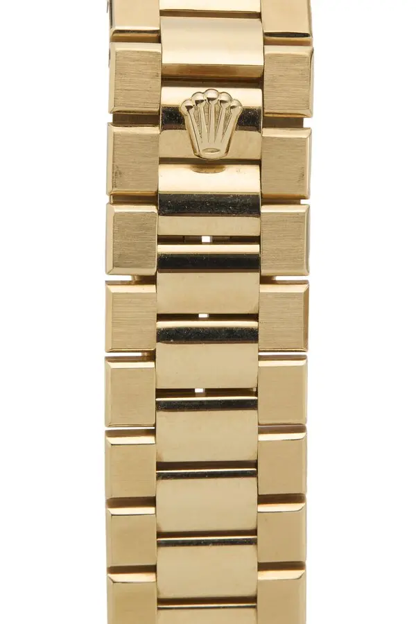 Rolex 18k Oyster Quartz Day-date President Watch