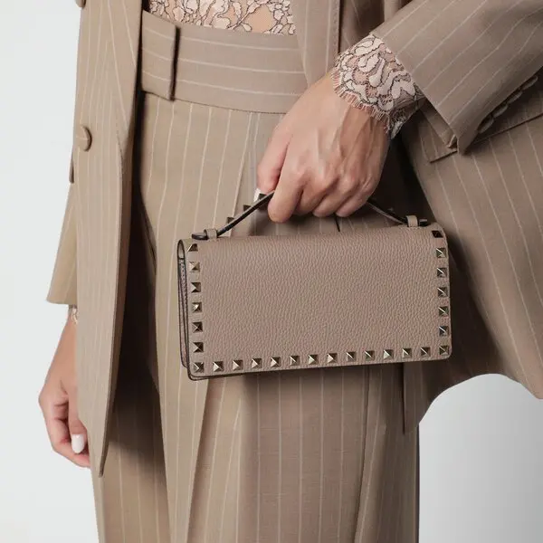 Valentino Garavani Rockstud Powder Chain Wallet