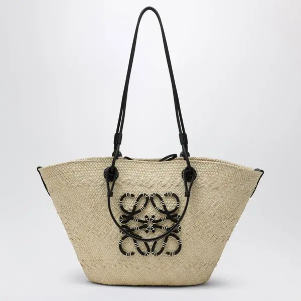 Loewe Medium Anagram Basket Bag In Natural/black - Cream