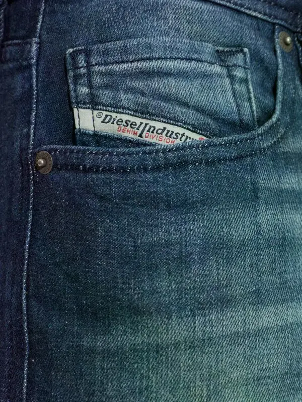 DIESEL® 1986 Larkee-beex Jeans