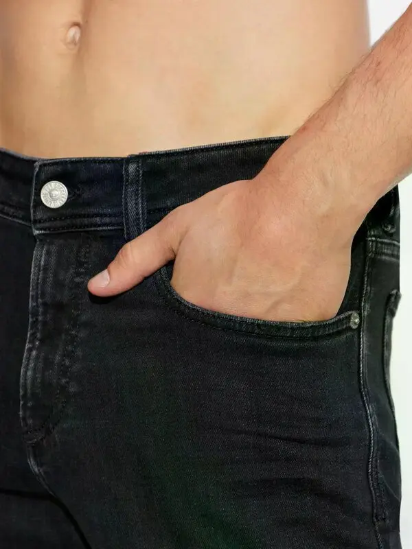 DIESEL® 1979 Sleenker Distressed Jeans