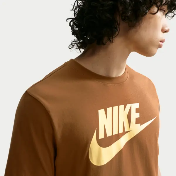 Nike Sportswear T-shirt - Brown